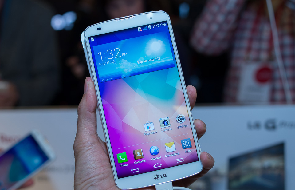 Trên tay siêu phẩm LG G Pro 2 của LG - ViettelStore.vn